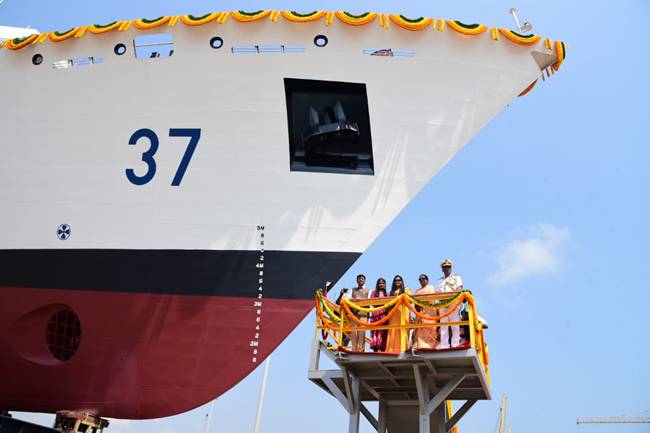 6th Coast Guard Offshore Patrol Vessel "VAJRA" launched