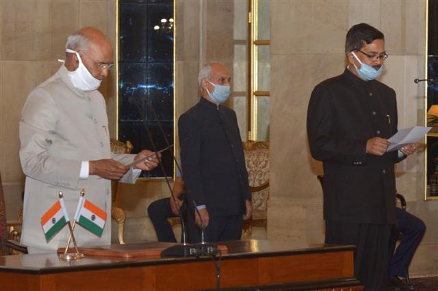 Sanjay Kothari takes oath as Central Vigilance Commissioner