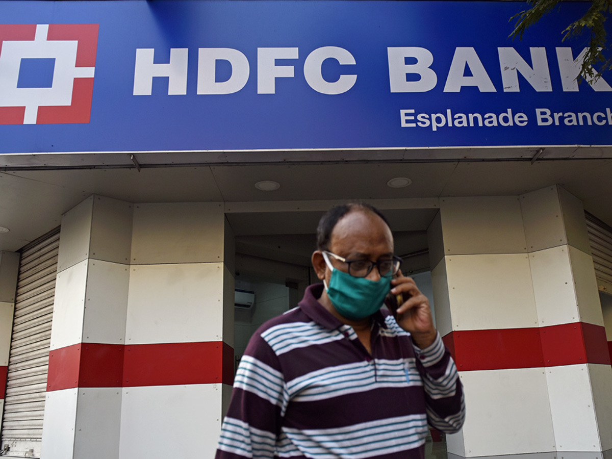 HDFC Bank ranks top among 100 BFSI Firms in India