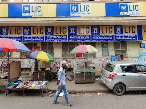 LIC gets RBI approval to increase stake up in IndusInd Bank
