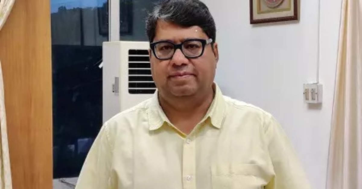 Centre appoints Vikram Dev Dutt as new CMD of Air India