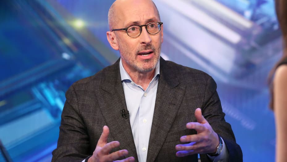 FDIC appoints former Fannie Mae chief Tim Mayopoulos as CEO of Silicon ...