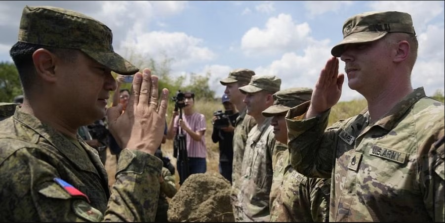 Philippines and US launch largest joint military exercises to counter China